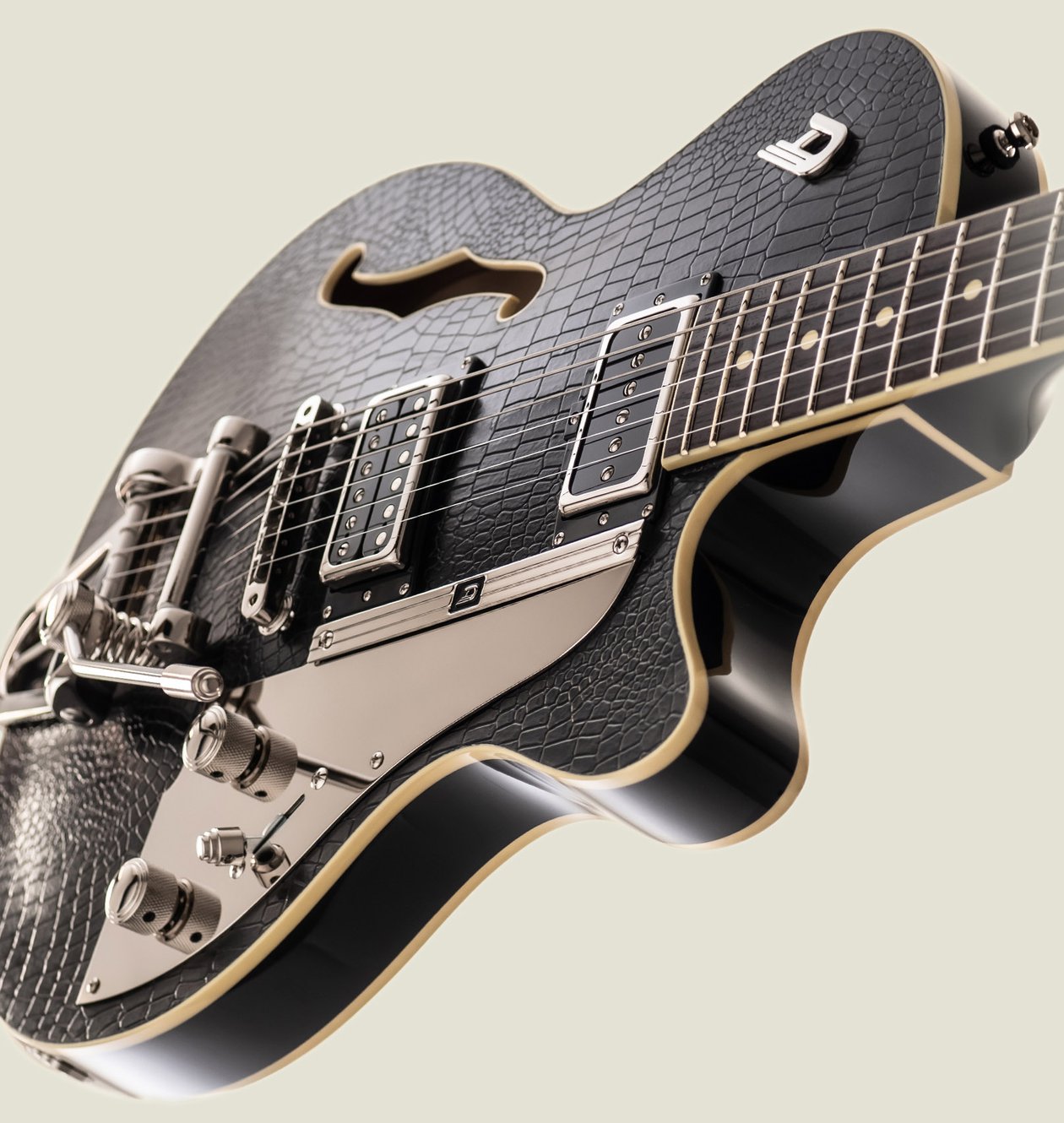 Starplayer TV | DUESENBERG GUITARS